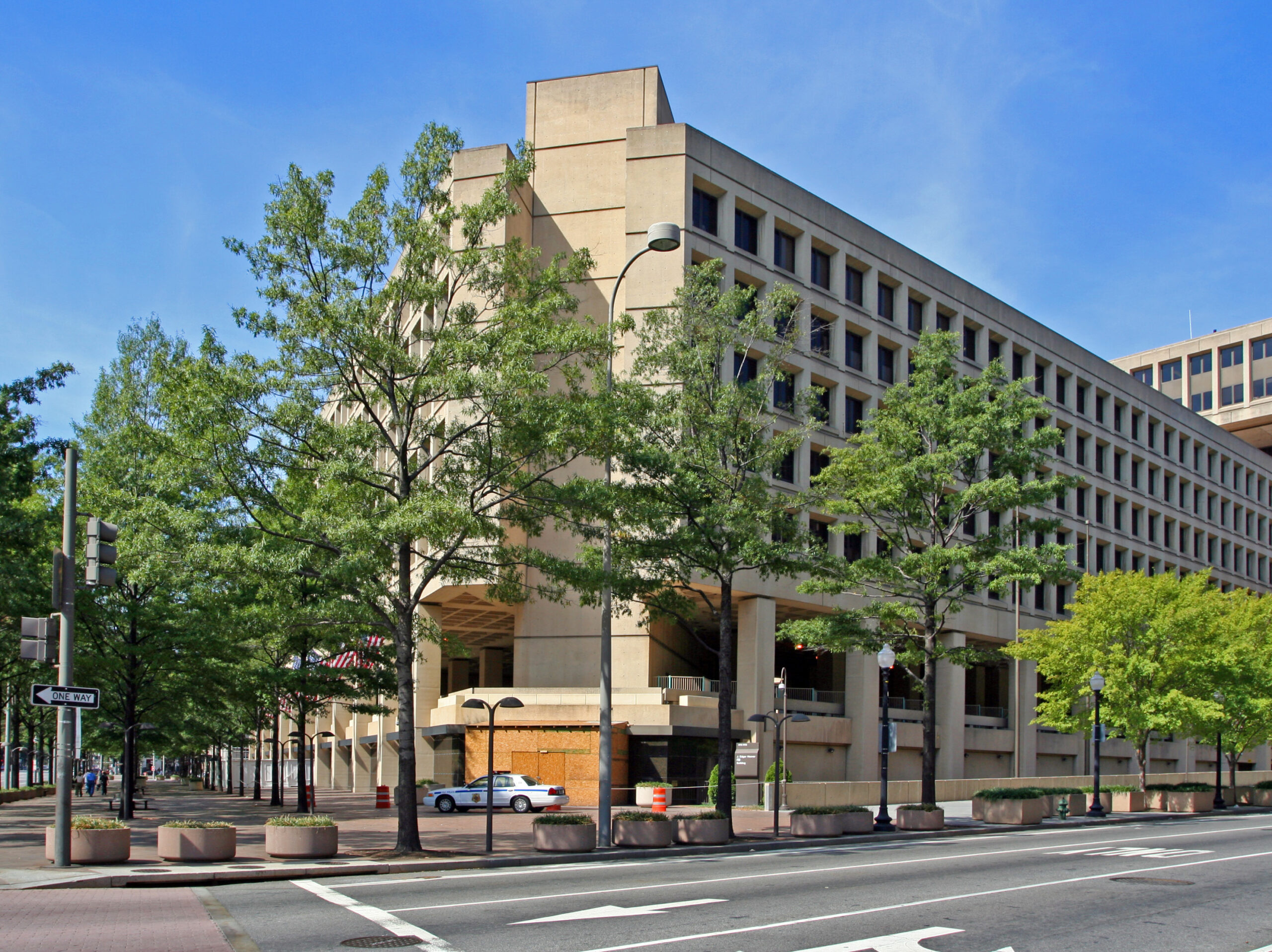 FBI Identifies Atlanta Gate Crash Suspect - Conservative Archives